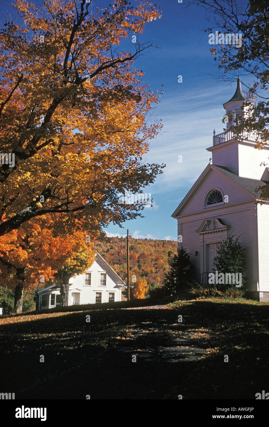 Baptist church fall autumn leaf colourful Stock Photo - Alamy