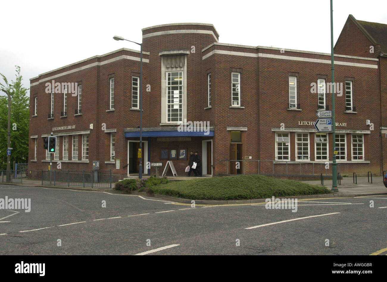 Letchworth garden city art deco hi-res stock photography and images - Alamy