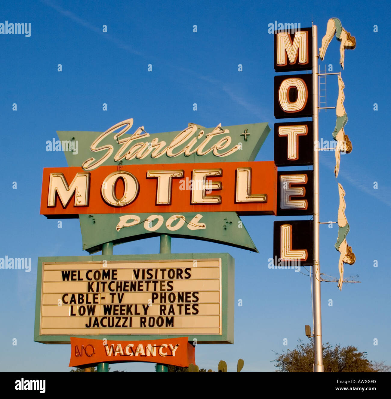 Starlite motel hi-res stock photography and images - Alamy