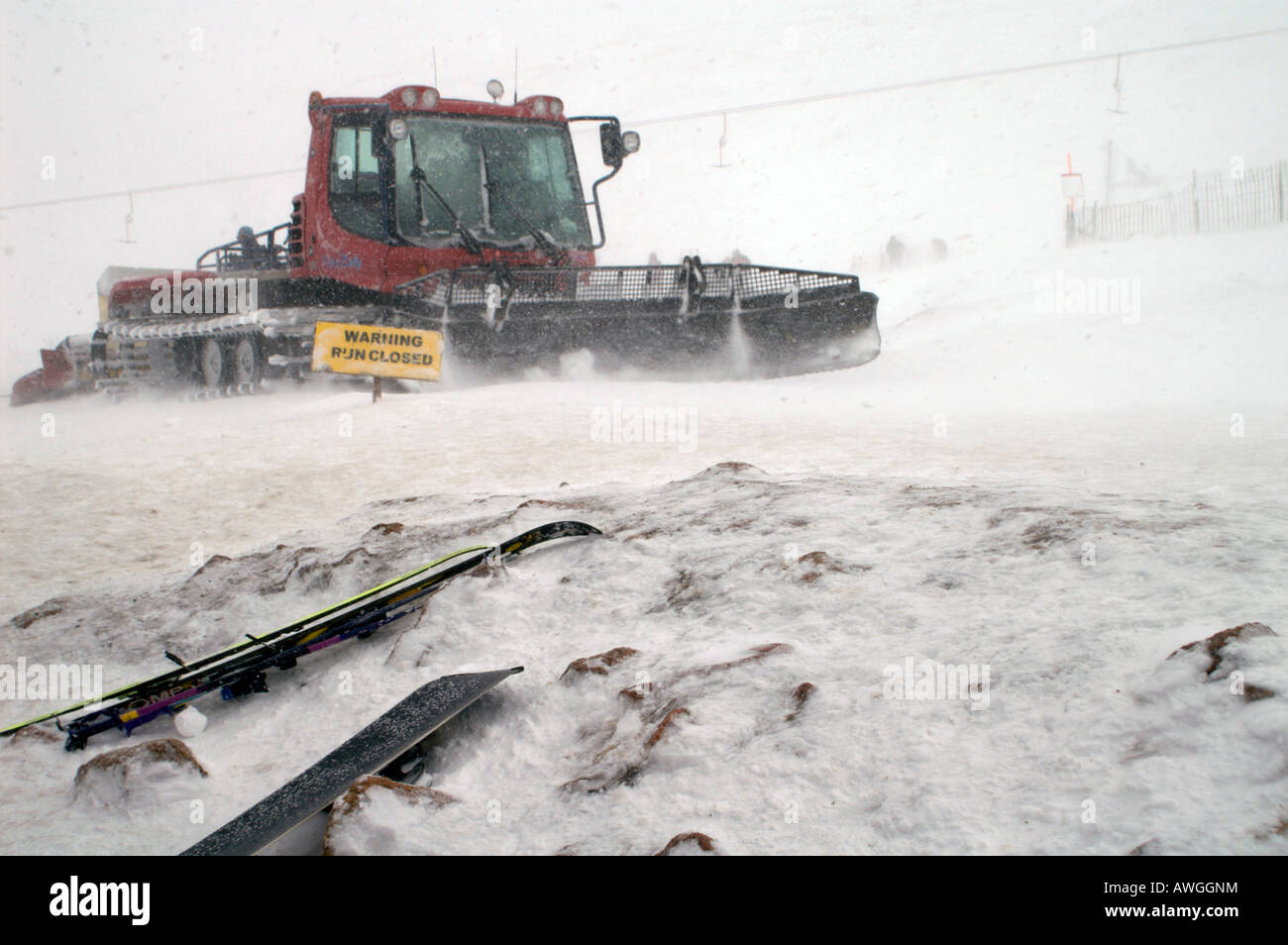 Piste basher hi-res stock photography and images - Alamy