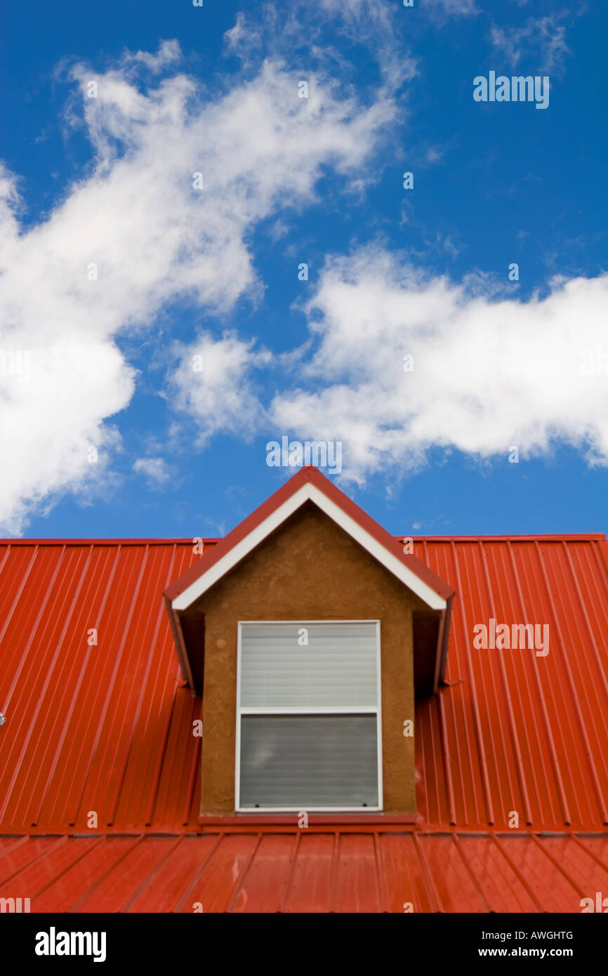 Real estate home roof hi-res stock photography and images - Alamy