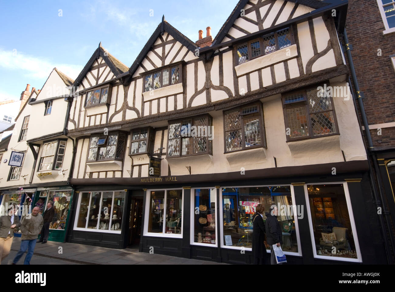 Shops in York city center Stock Photo - Alamy