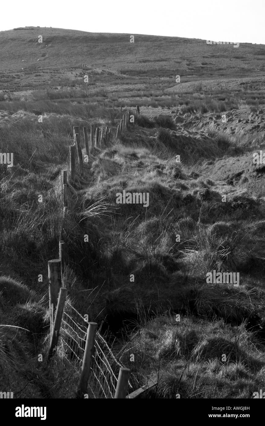 Fence mountain hi-res stock photography and images - Alamy