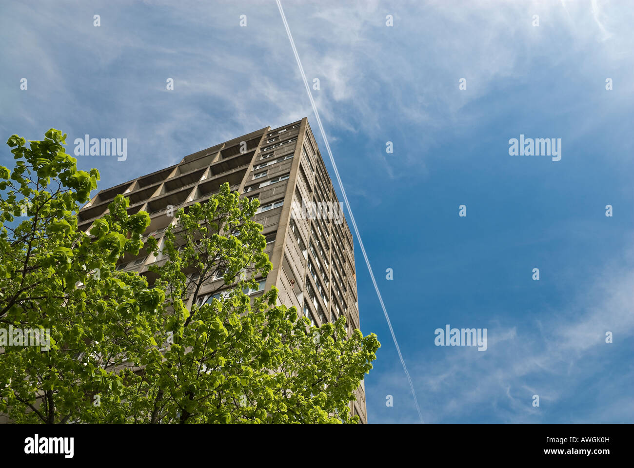 Council tower block london hi-res stock photography and images - Alamy
