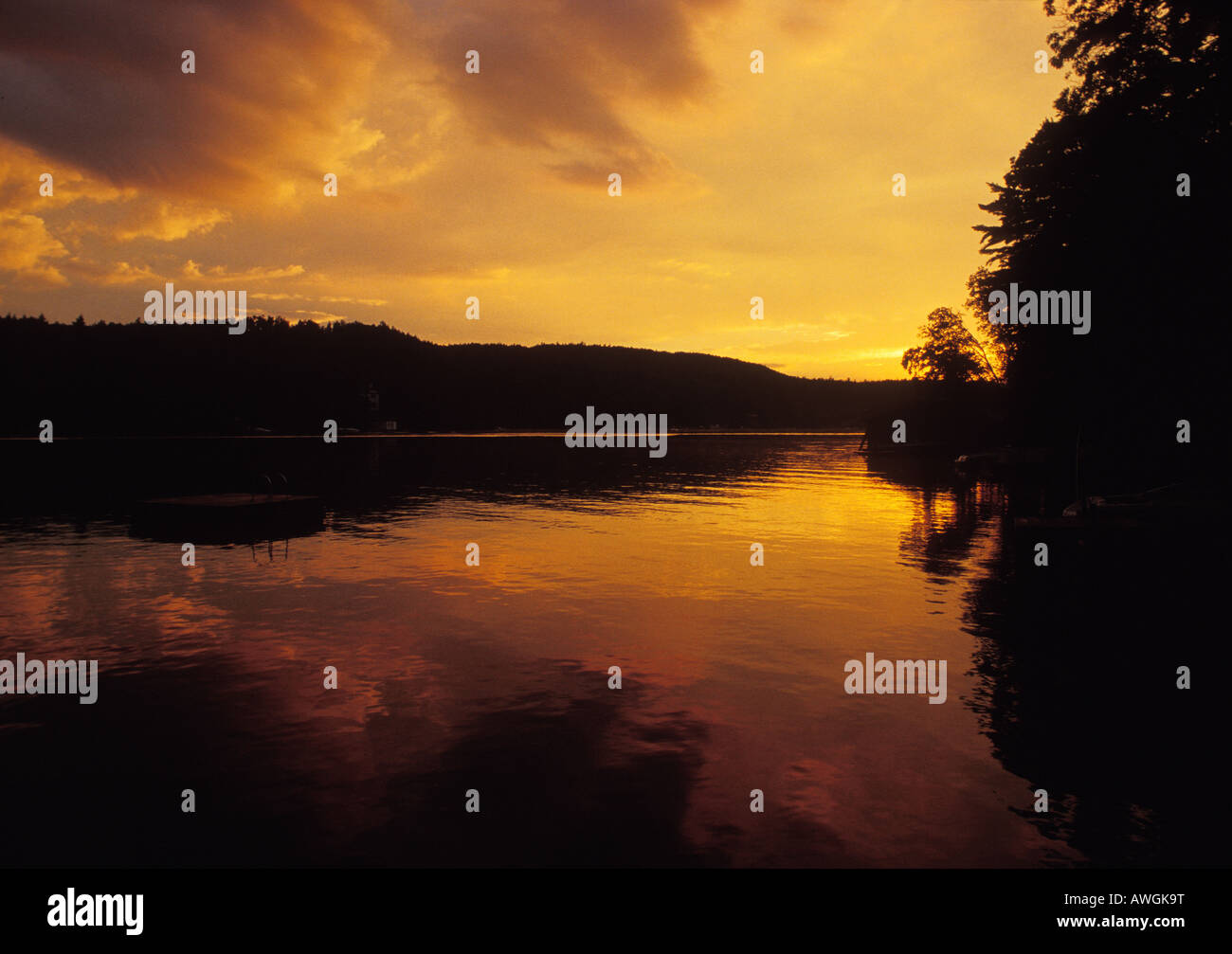 Sunset little lake Sunapee, New London NH Stock Photo - Alamy