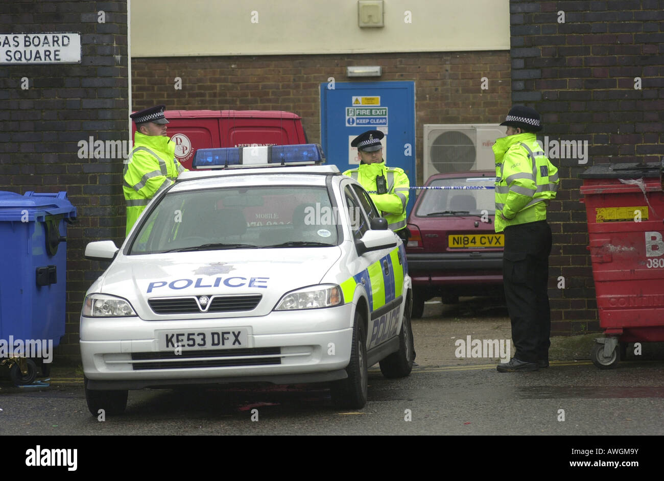 Britain policeman dead hi-res stock photography and images - Alamy