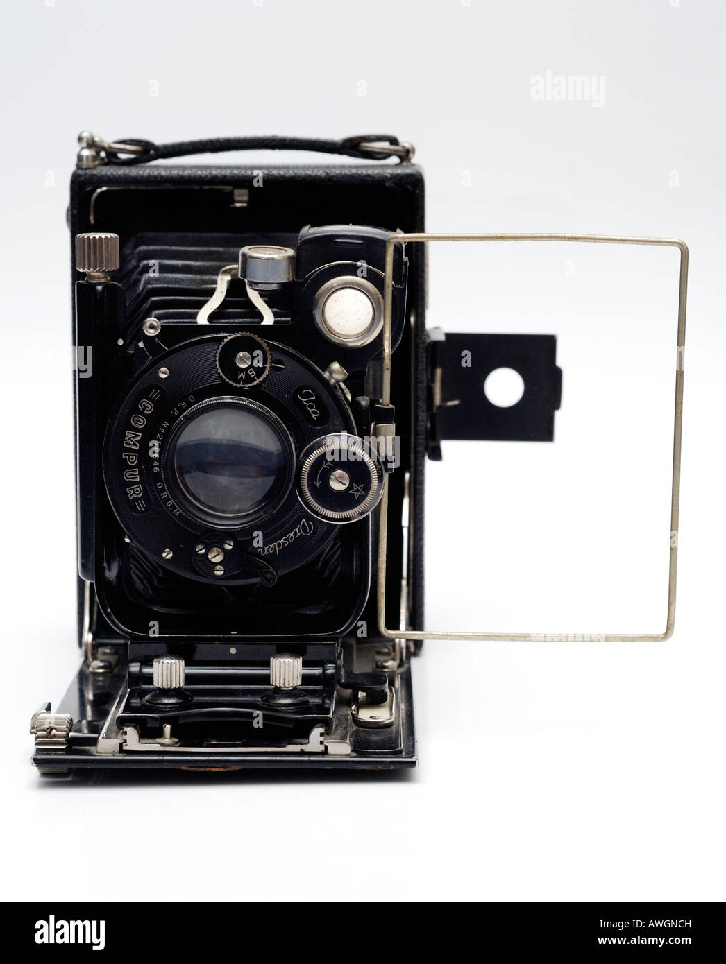 Antique vintage camera Stock Photo - Alamy