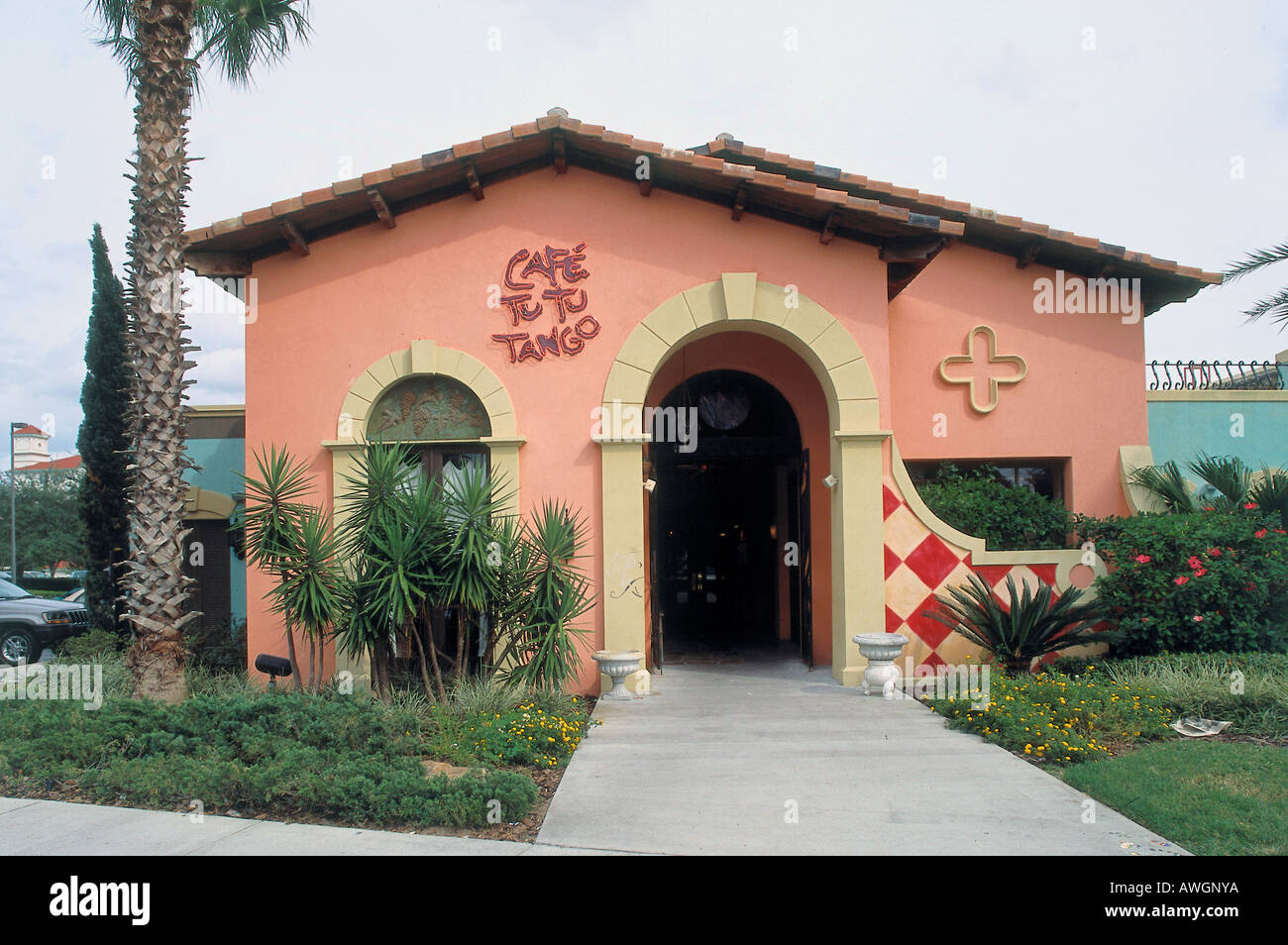 Cafe tu tu tango hi-res stock photography and images - Alamy