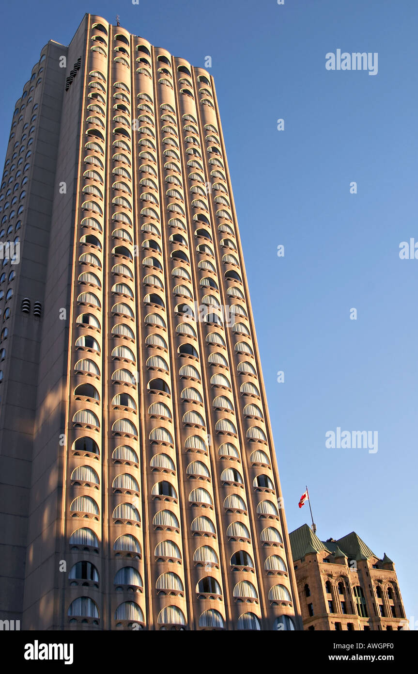 Montreal historic center hi-res stock photography and images - Alamy