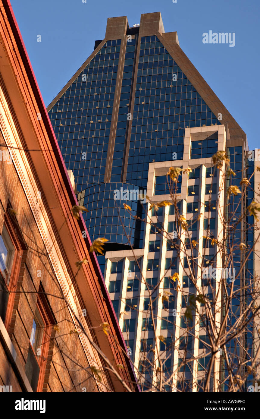 Montreal historic center hi-res stock photography and images - Alamy