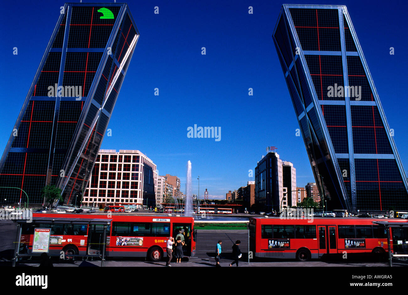 Kio Towers.Plaza Castilla. Madrid. Spain. Europe Stock Photo - Alamy