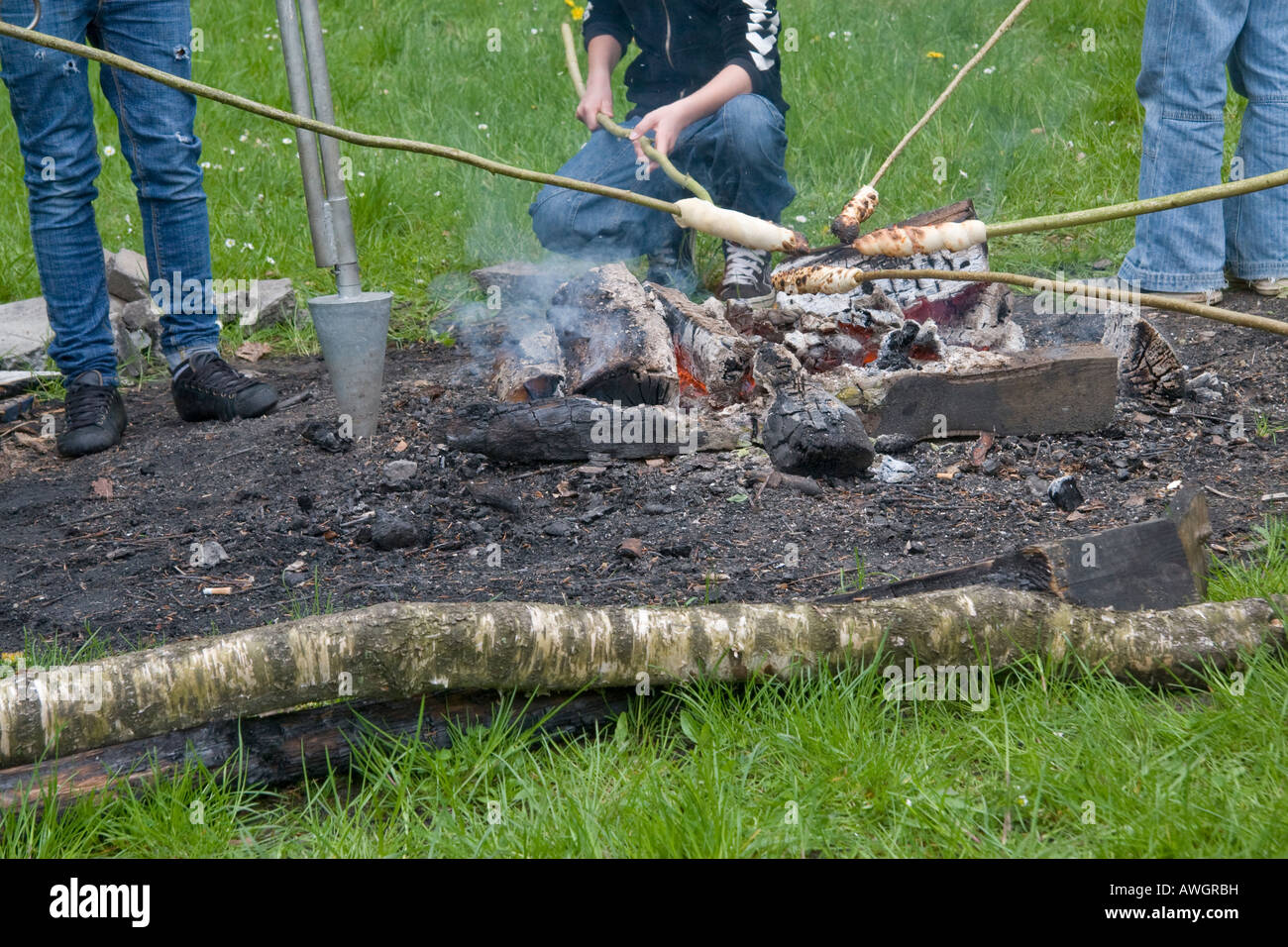 Camp Fire Bread, outing Stock Photo - Alamy