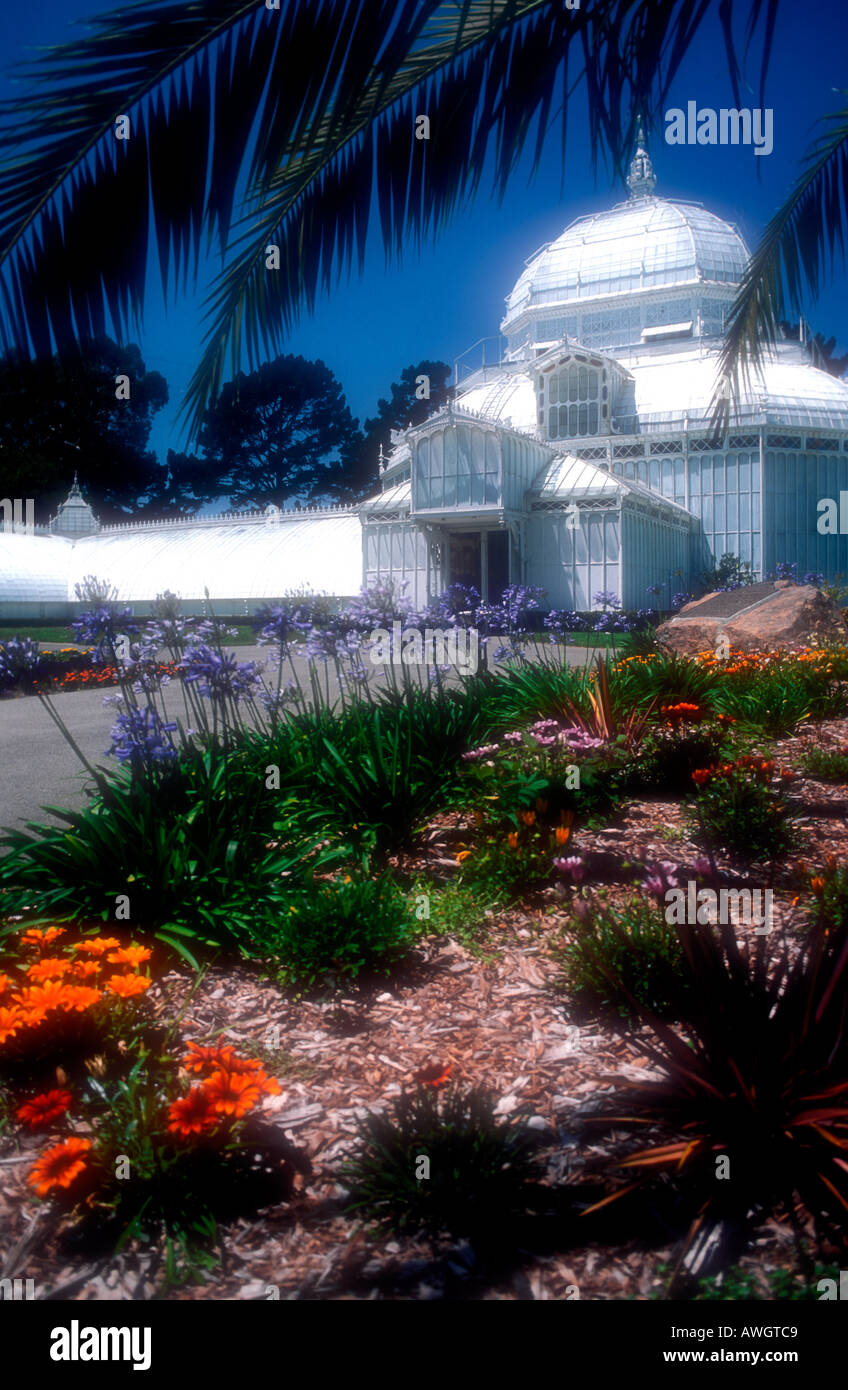 The Conservatory of Flowers in Golden Gate Park San Francisco ...