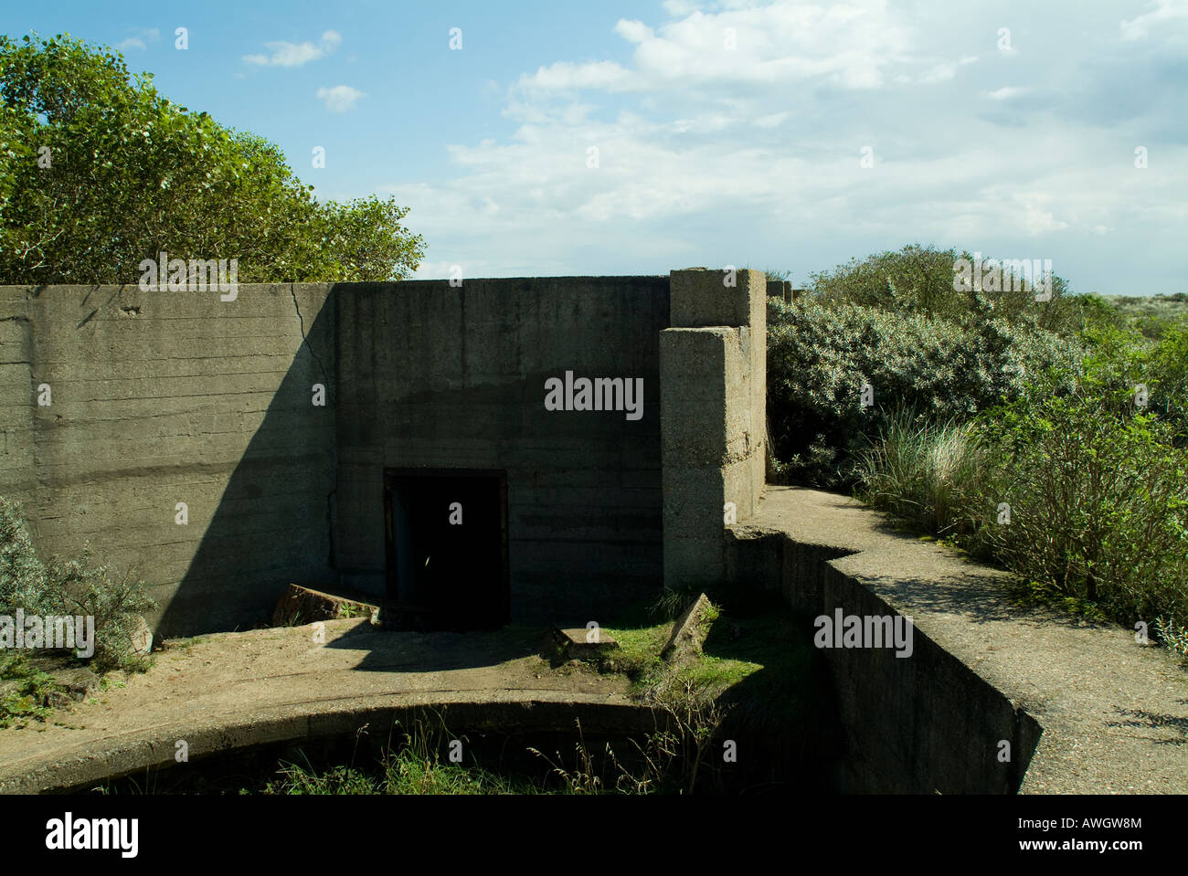 Second world war gun emplacement at Spurn Point Stock Photo - Alamy