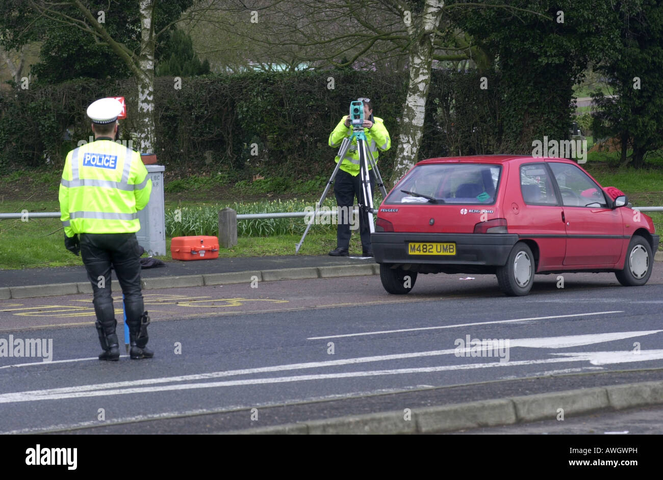 Police officers at the scene of a road accident hi-res stock ...
