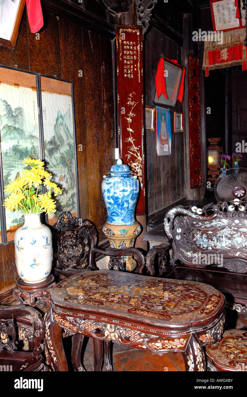 Old chinese merchant house hi-res stock photography and images - Alamy