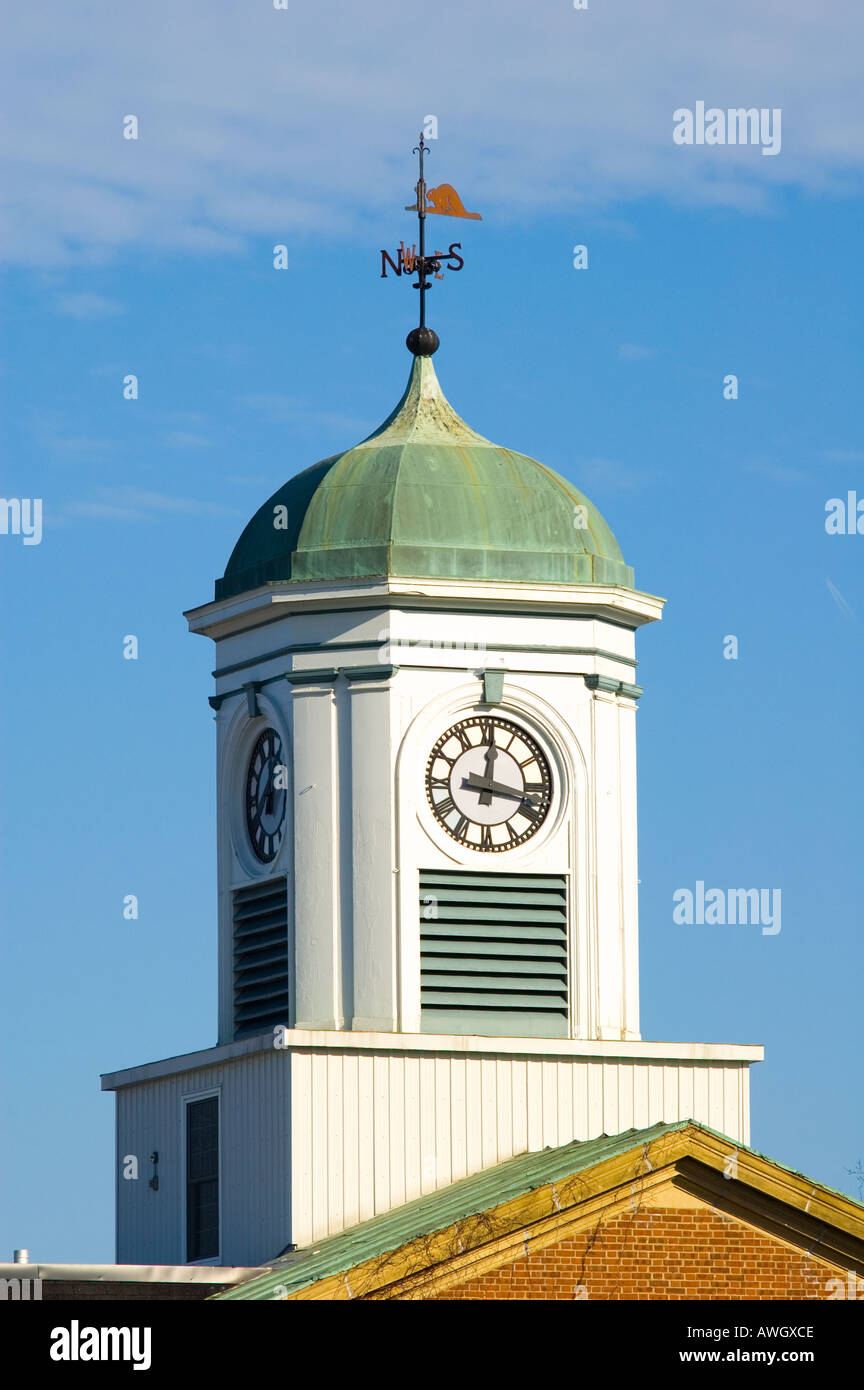 Clock tower unb hi-res stock photography and images - Alamy