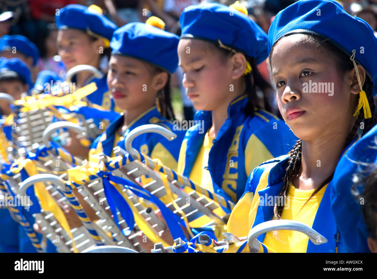 philippines panay iloilo dinagyang festival marching girls Stock Photo ...