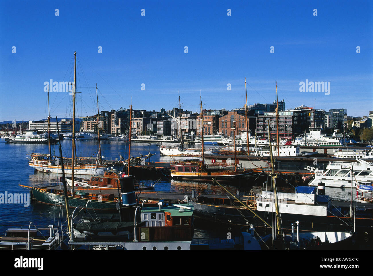 Norway, Central Oslo West, Aker Brygge, attractive harborfront, boats ...