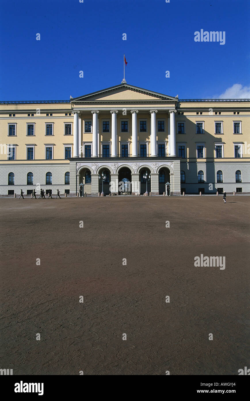 Neo classical gate hi-res stock photography and images - Alamy