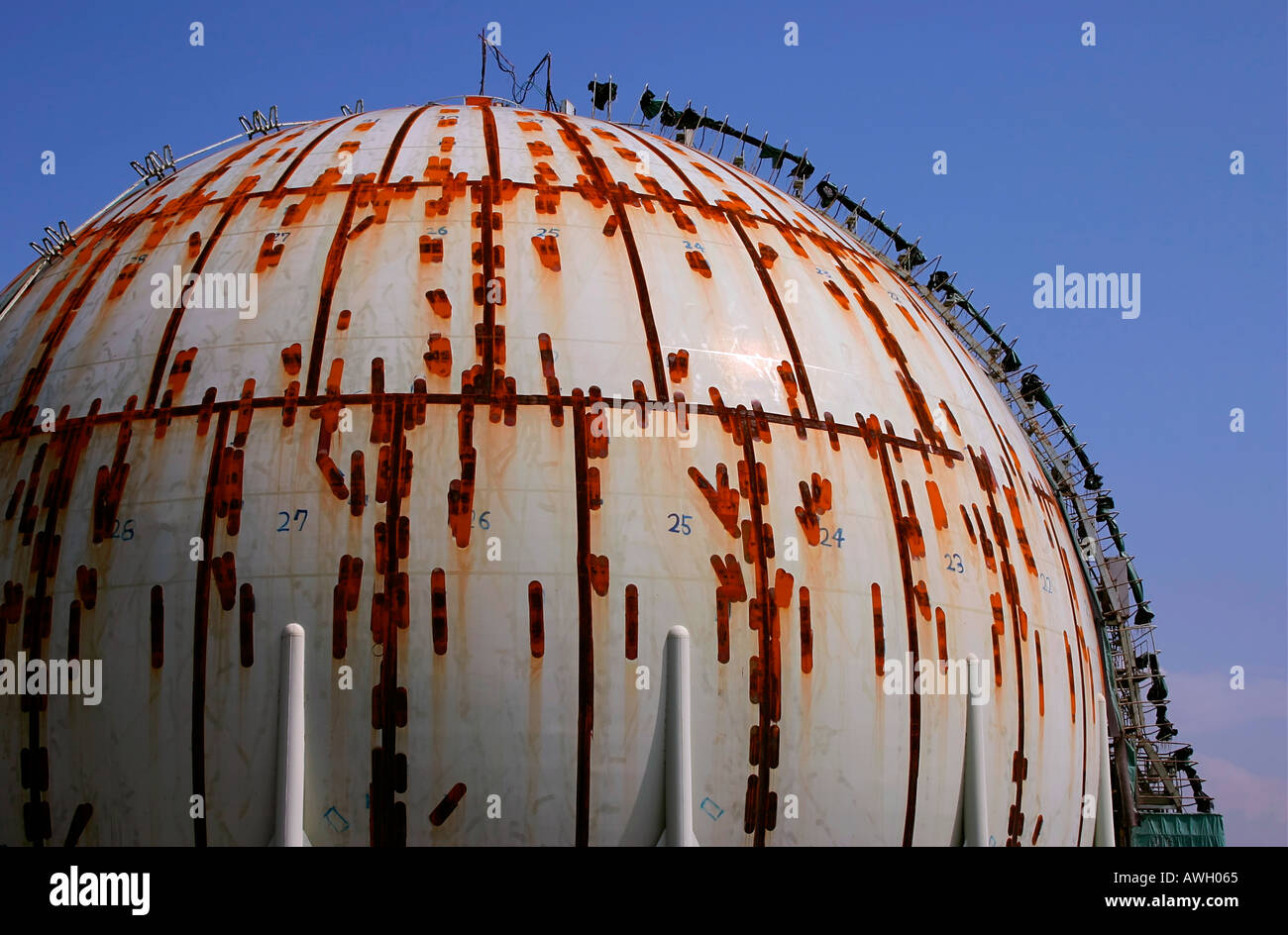 Spherical container hi-res stock photography and images - Alamy
