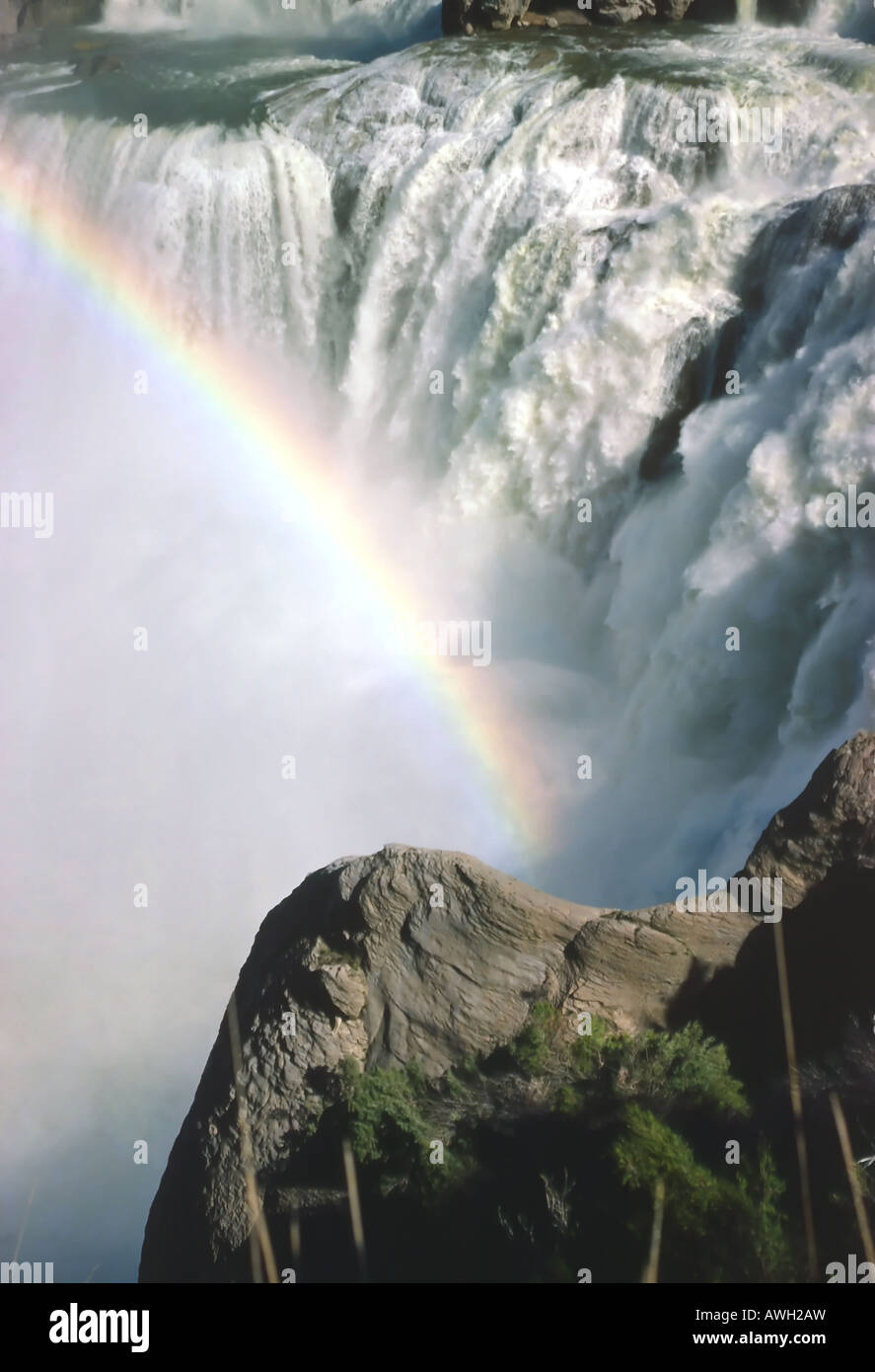 A beautiful image of nature in one of its' most pure and powerful forms ...