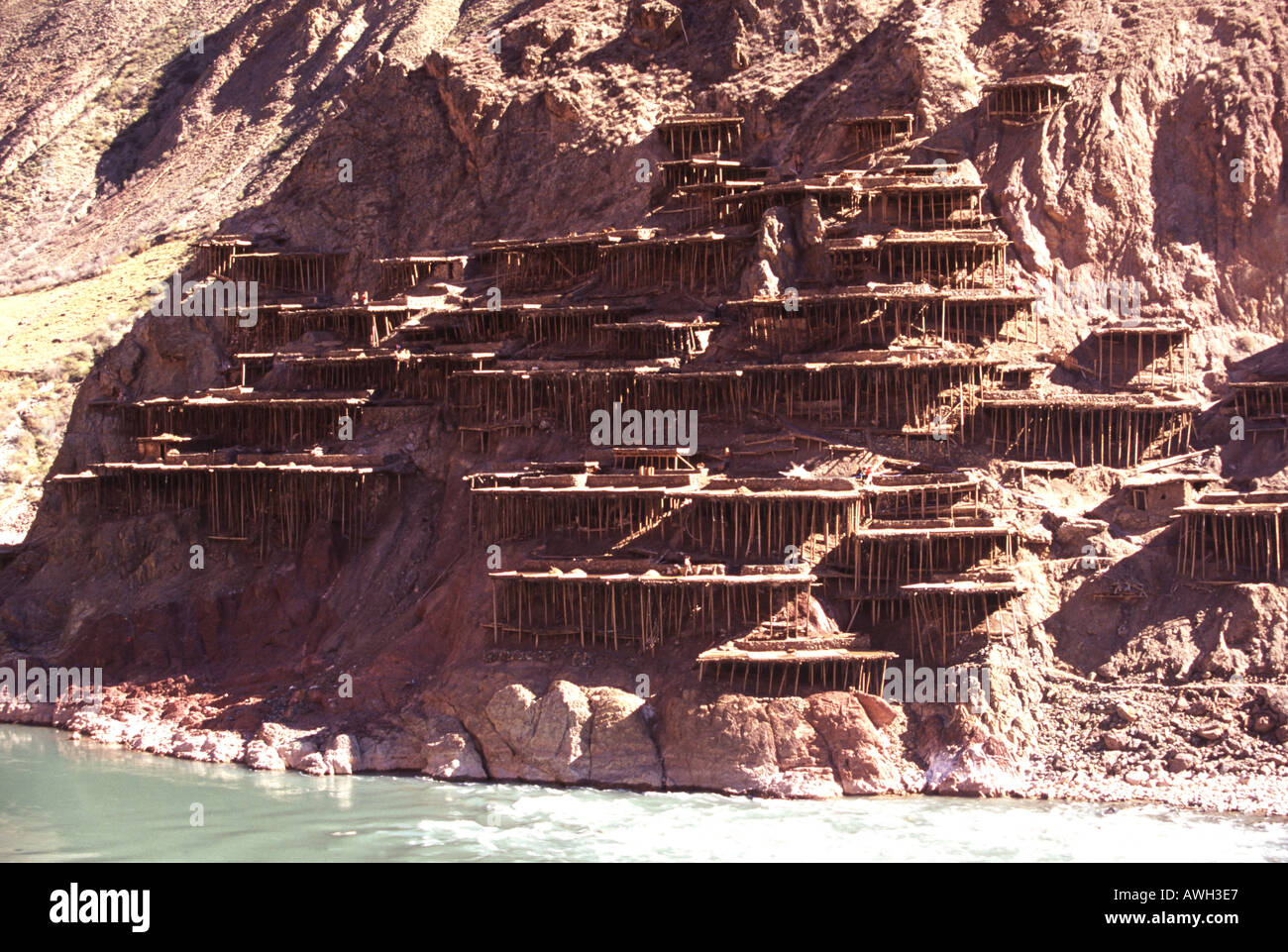 Salt Fields by the Mekong in Yanjing Tibet Stock Photo - Alamy