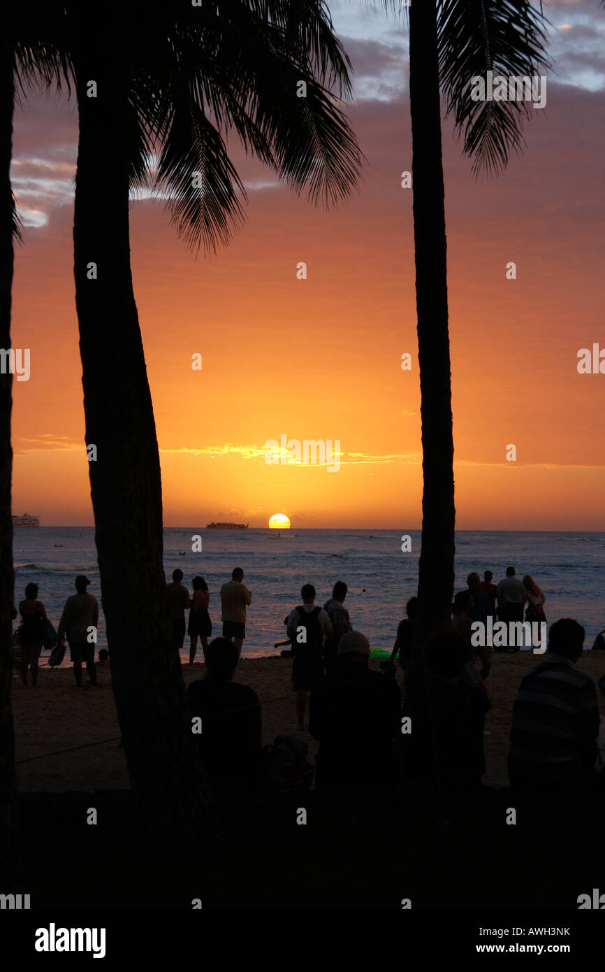 Sunset at Waikiki beach Honolulu Stock Photo - Alamy