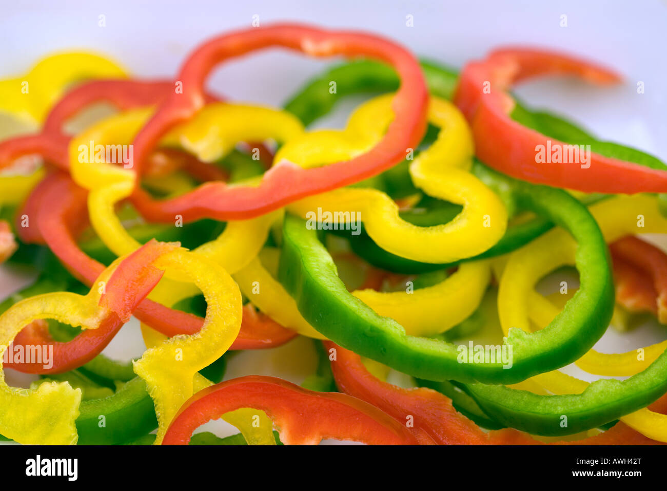mixed sweet peppers sliced Stock Photo - Alamy