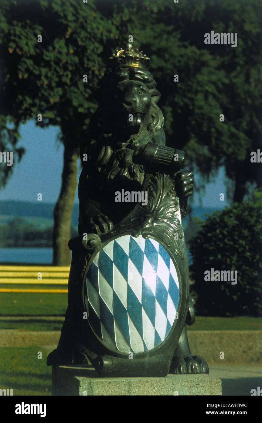 Bavarian colours of blue white lozenge on bronze lion statue hi-res ...