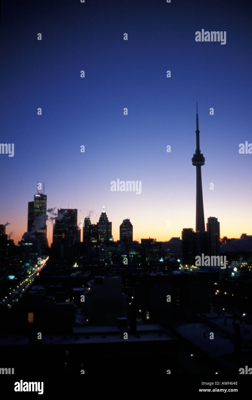 Cn tower height hi-res stock photography and images - Alamy