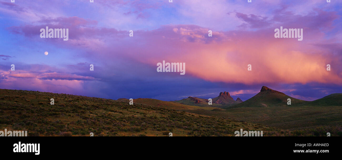 Three Finger Rock and full moon in Oregon's high desert after early ...