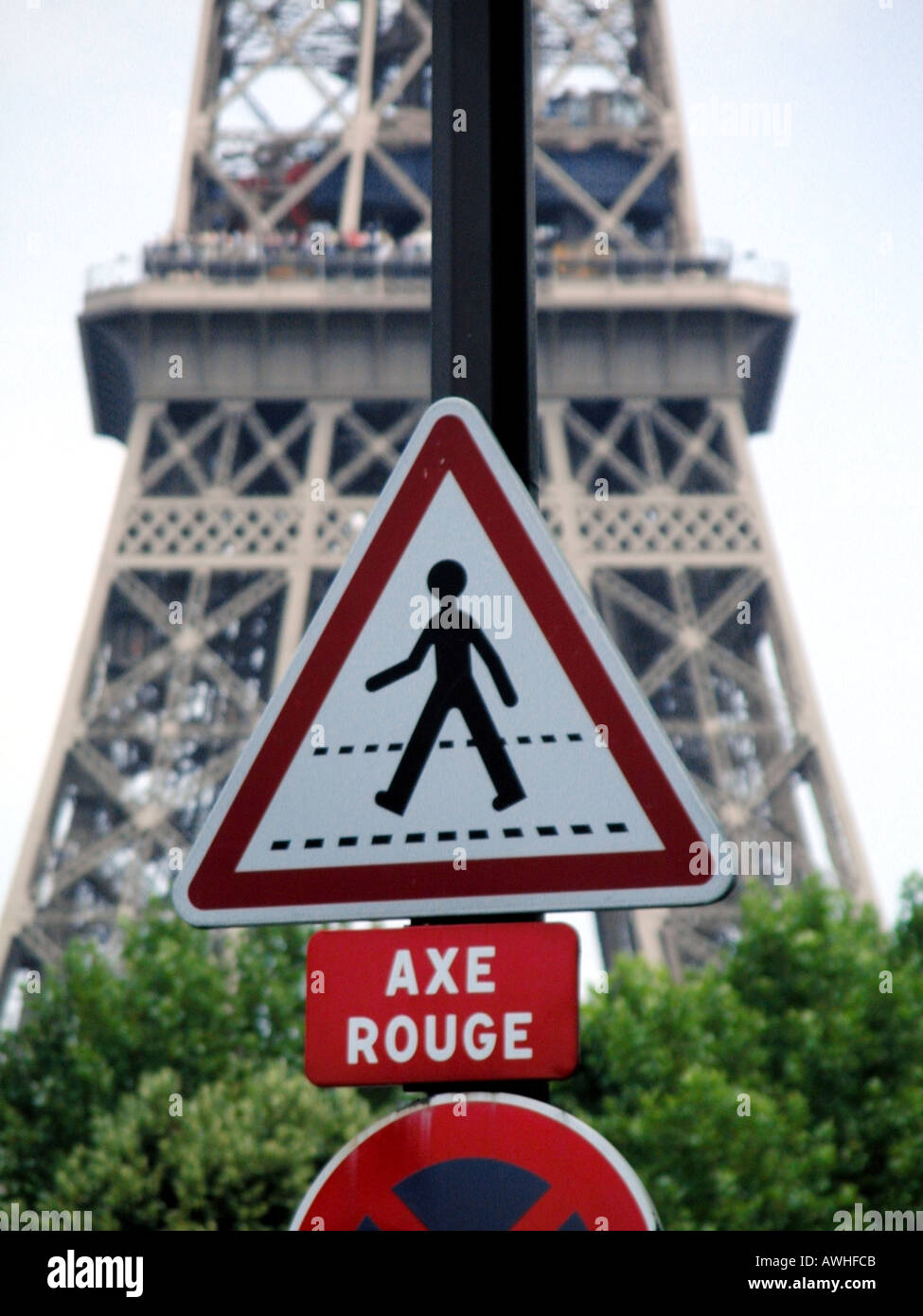 France Paris pedestrian crossing sign with Eiffel tower in background ...