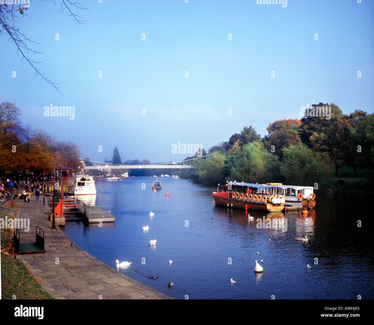 Boats anchored river dee hi-res stock photography and images - Alamy
