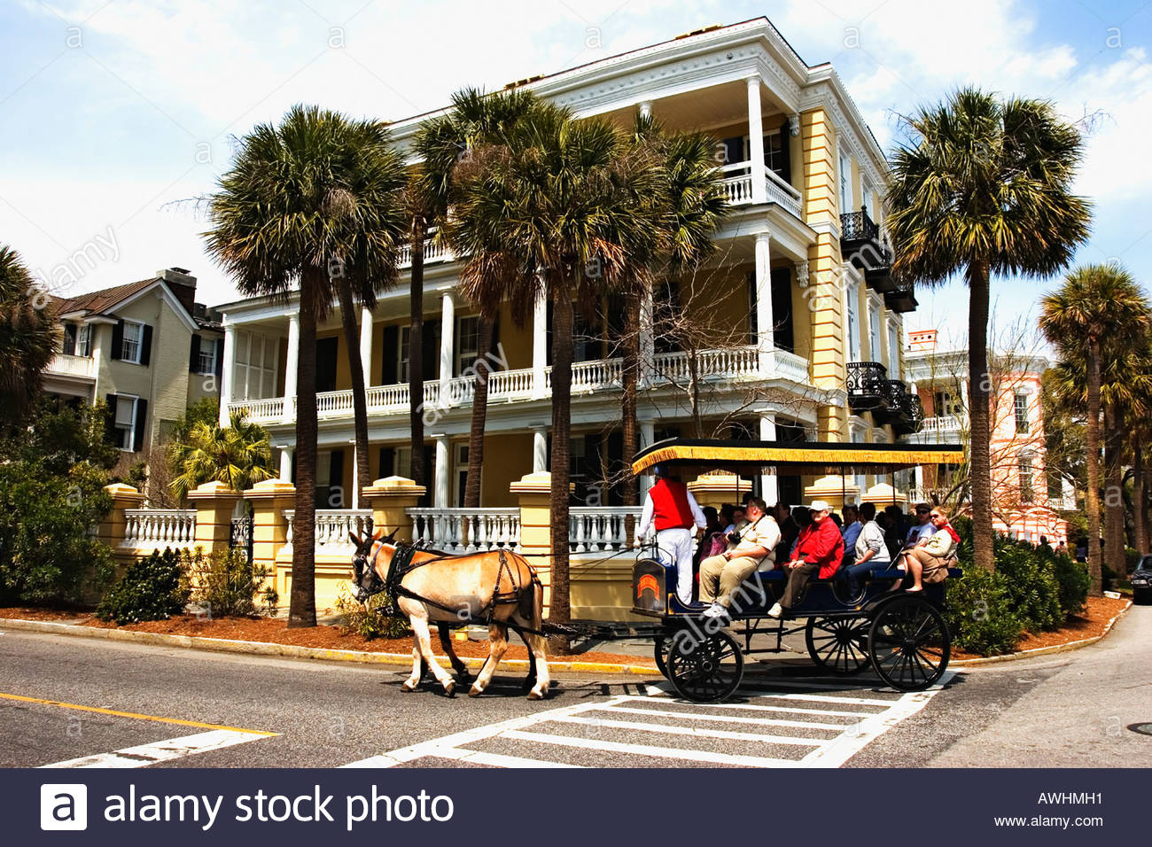 Antebellum Carriage Stock Photos & Antebellum Carriage Stock Images - Alamy