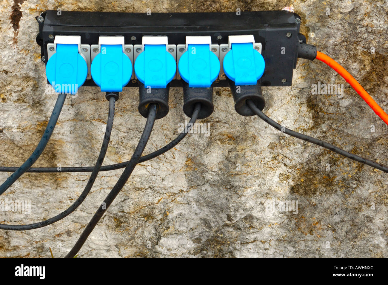 Short distribution network hi-res stock photography and images - Alamy