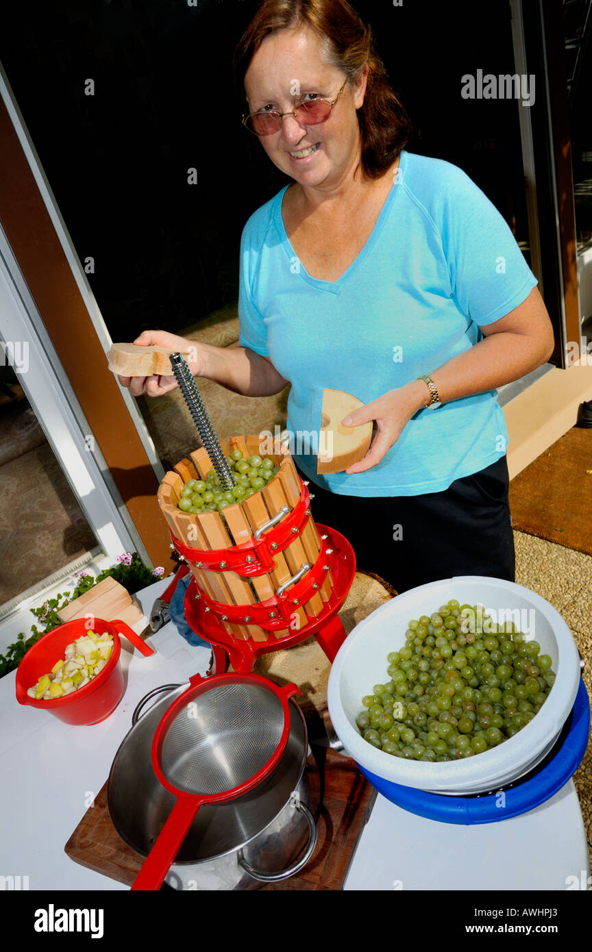 Fruit press hi-res stock photography and images - Alamy