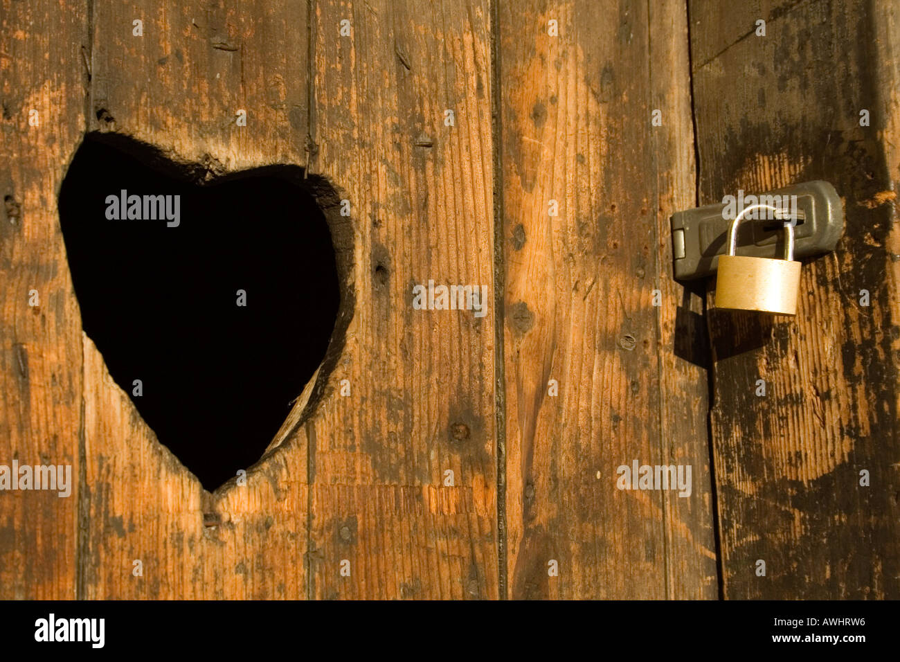 Unchain hi-res stock photography and images - Alamy