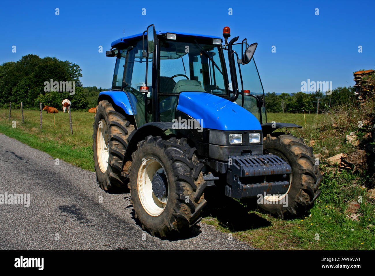 Old telehandler hi-res stock photography and images - Alamy