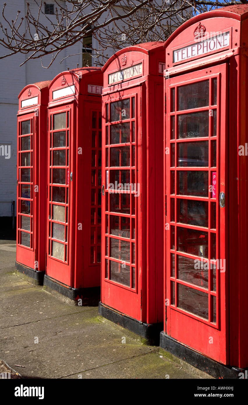Red phone booth design hi-res stock photography and images - Alamy