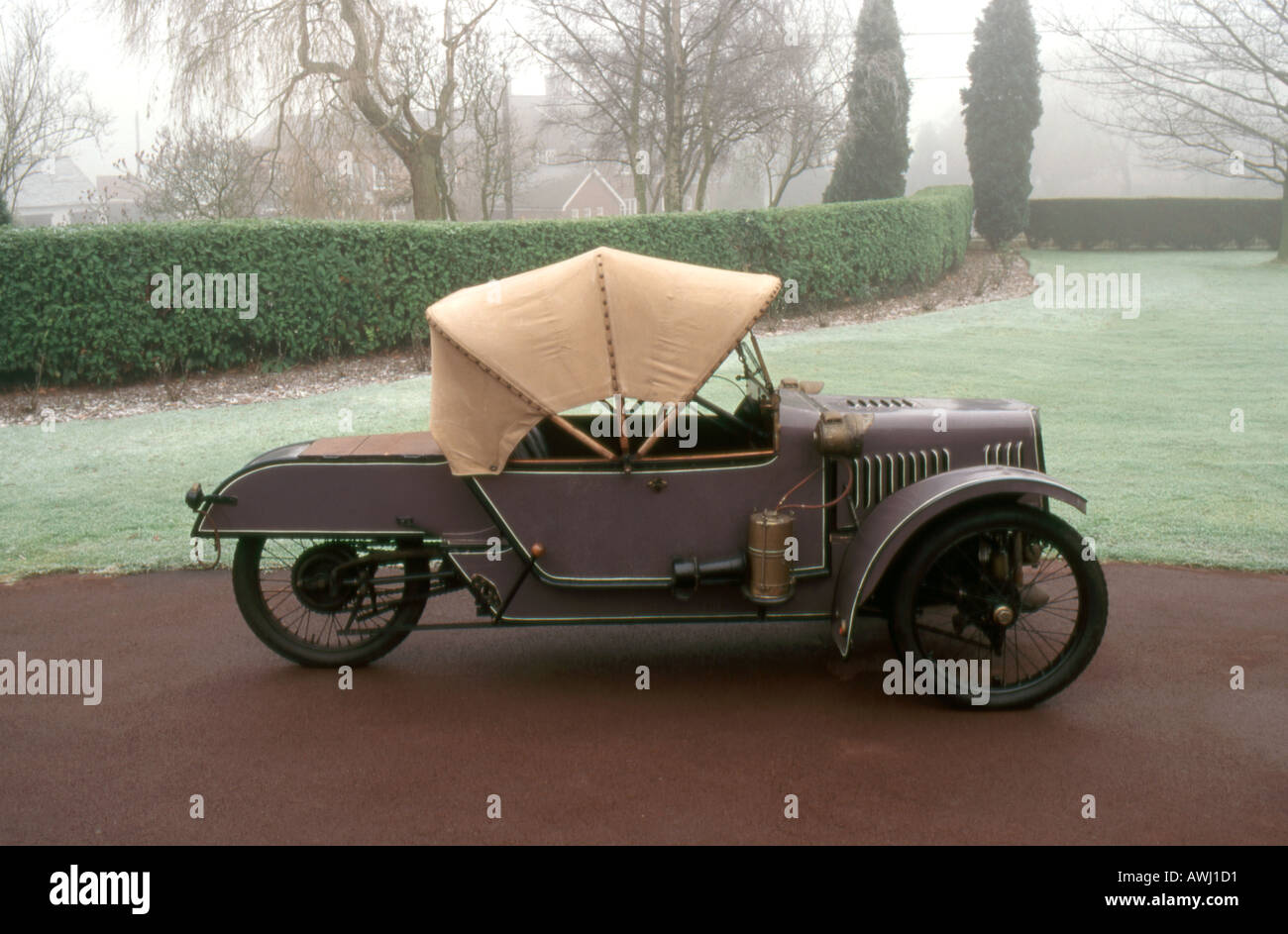 Old Morgan car Stock Photo - Alamy