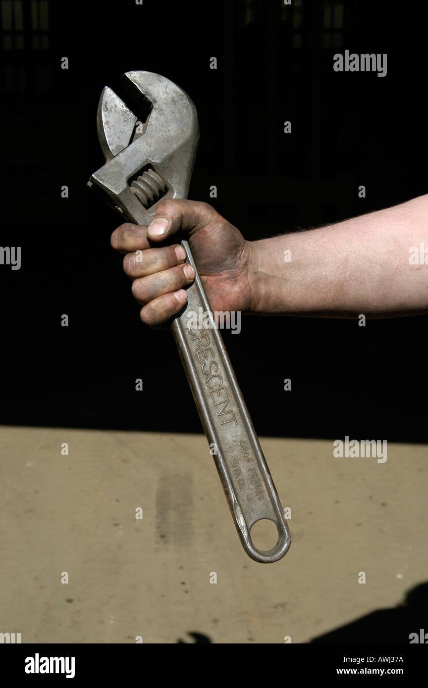 Hand crescent wrench hi-res stock photography and images - Alamy