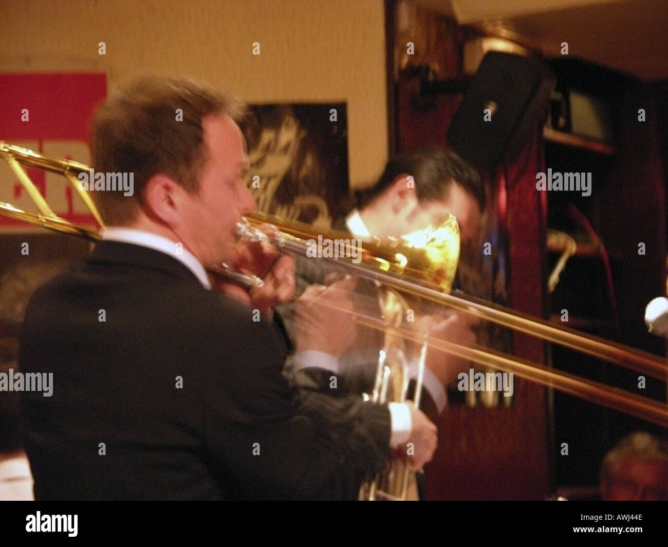 Parisian jazz band hi-res stock photography and images - Alamy