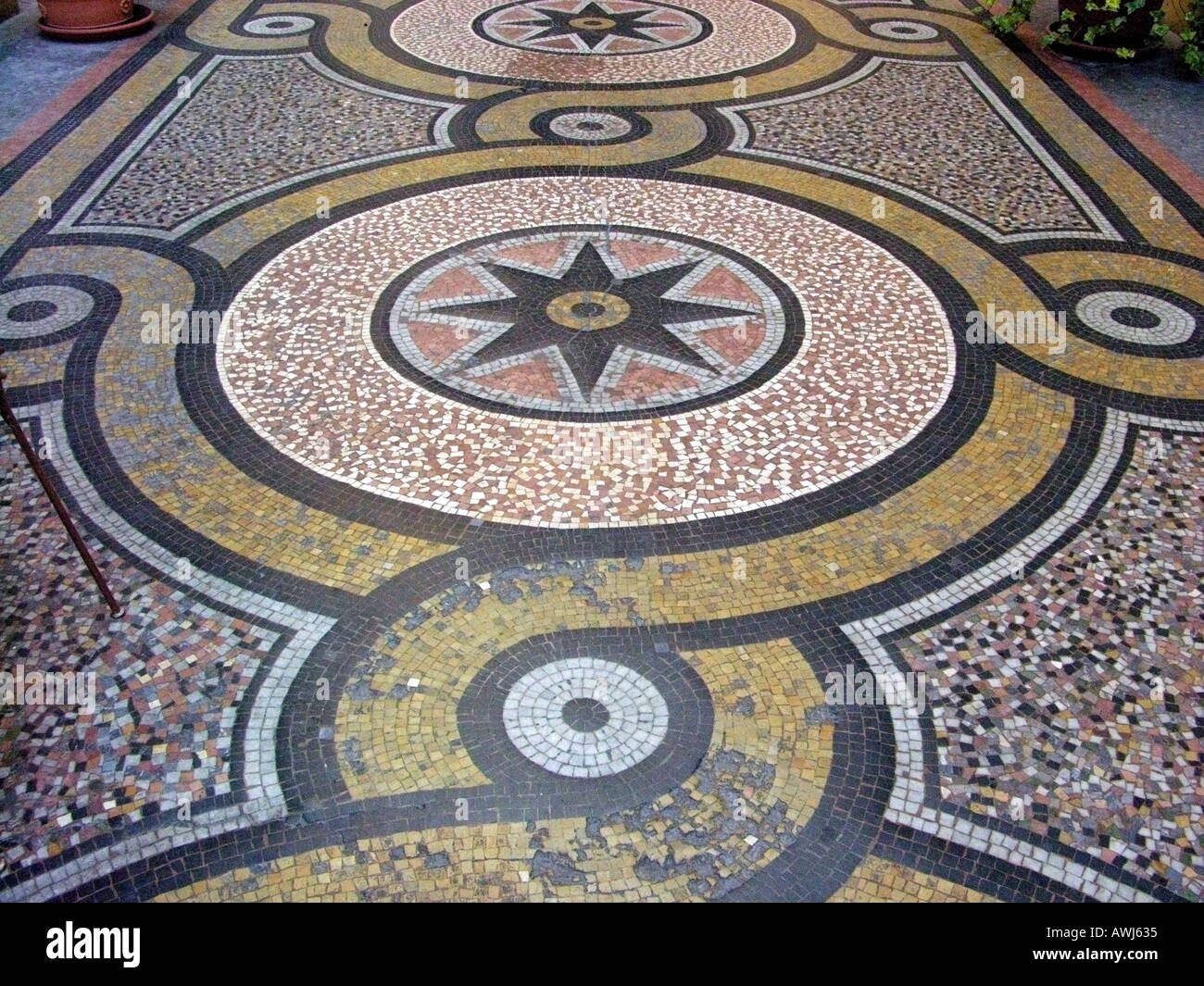 Inlaid Tiles Stock Photos & Inlaid Tiles Stock Images - Alamy