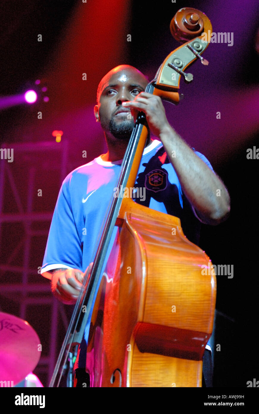 Darren Taylor on bass with Courtney Pine at The Opera House in ...