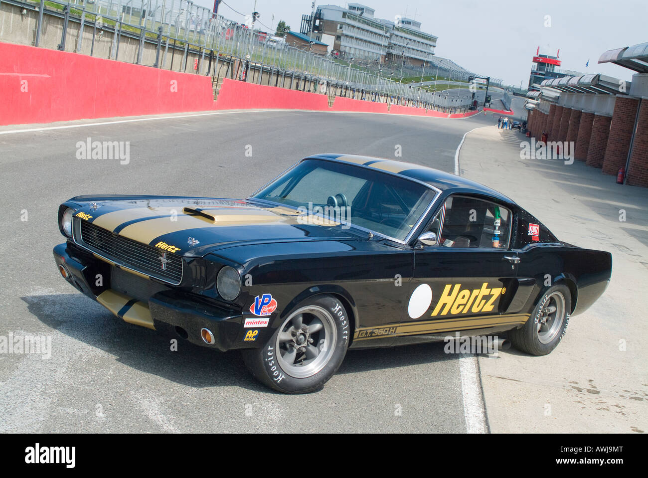 Shelby Mustang GT350H car racing on a circuit in the uk Stock Photo - Alamy