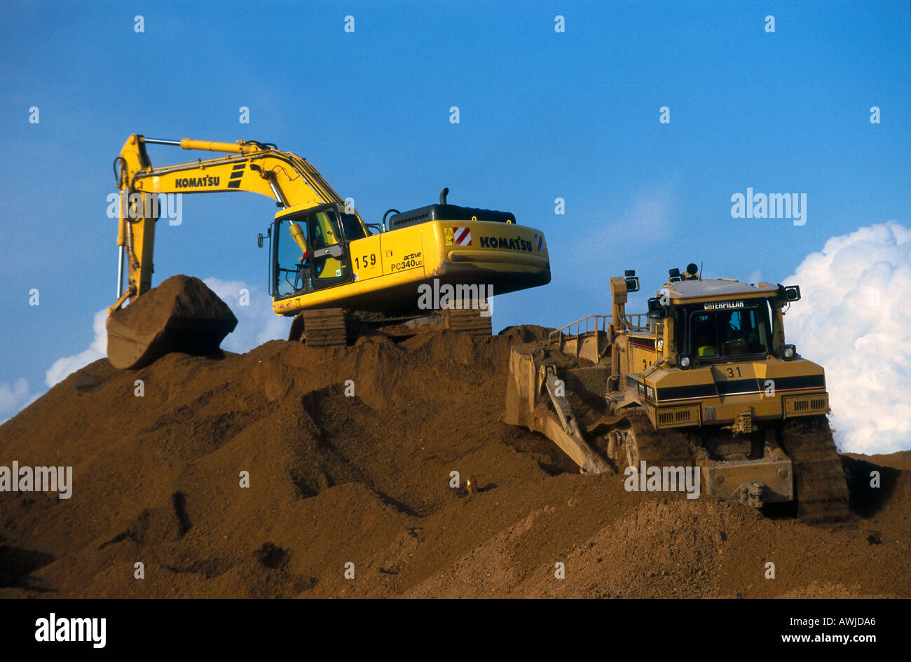 Excavator at opencast mine, Garzweiler, Germany Stock Photo - Alamy
