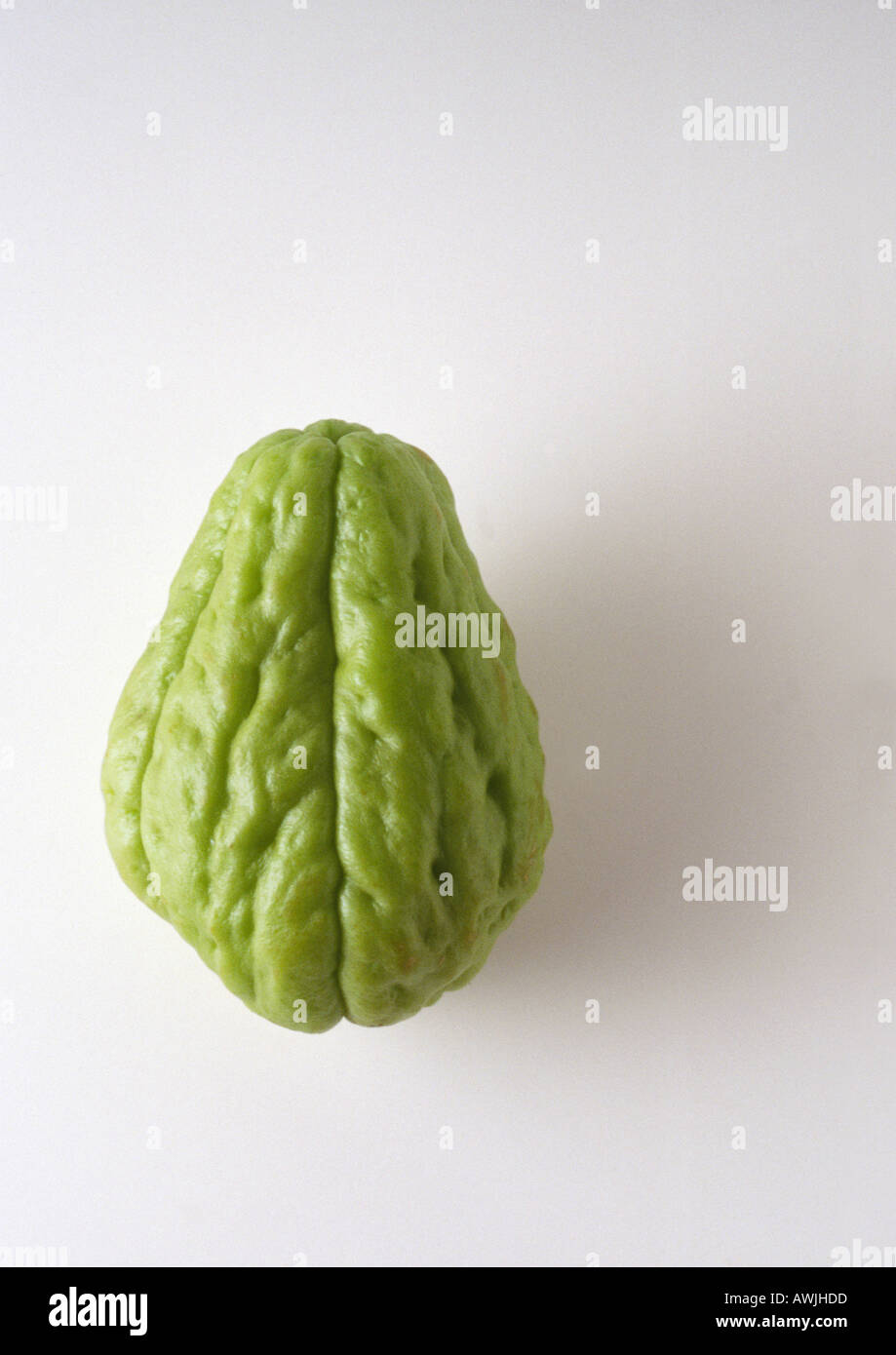 Chayotes hi-res stock photography and images - Alamy