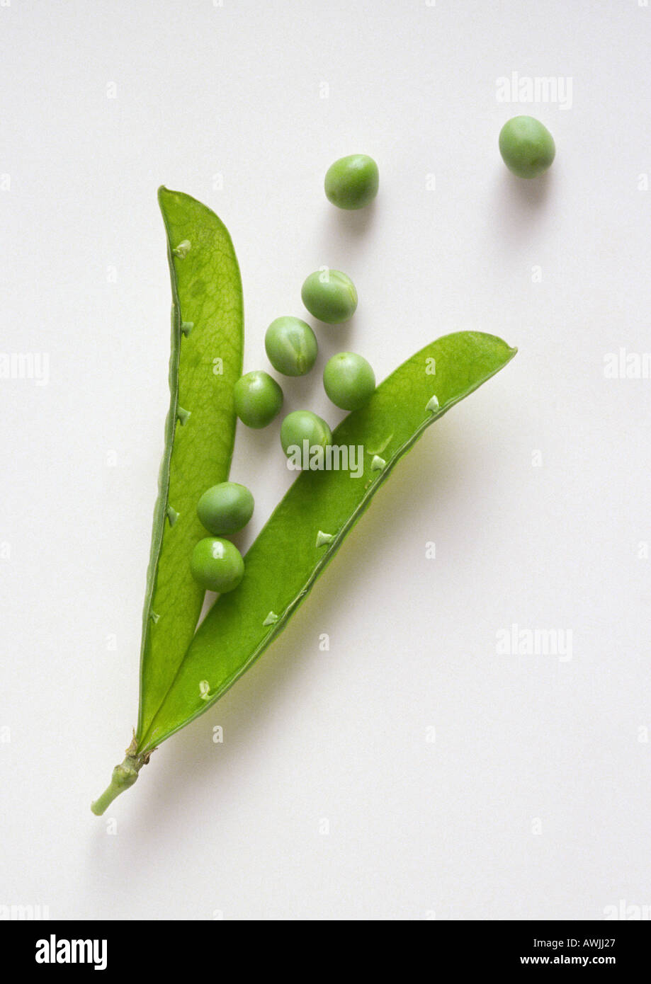 Peas without pod hi-res stock photography and images - Alamy