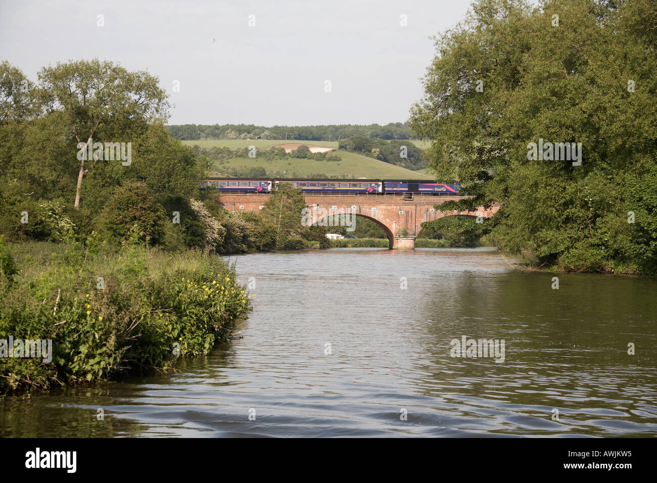 Gatehampton railway bridge with train crossing near Goring on River ...